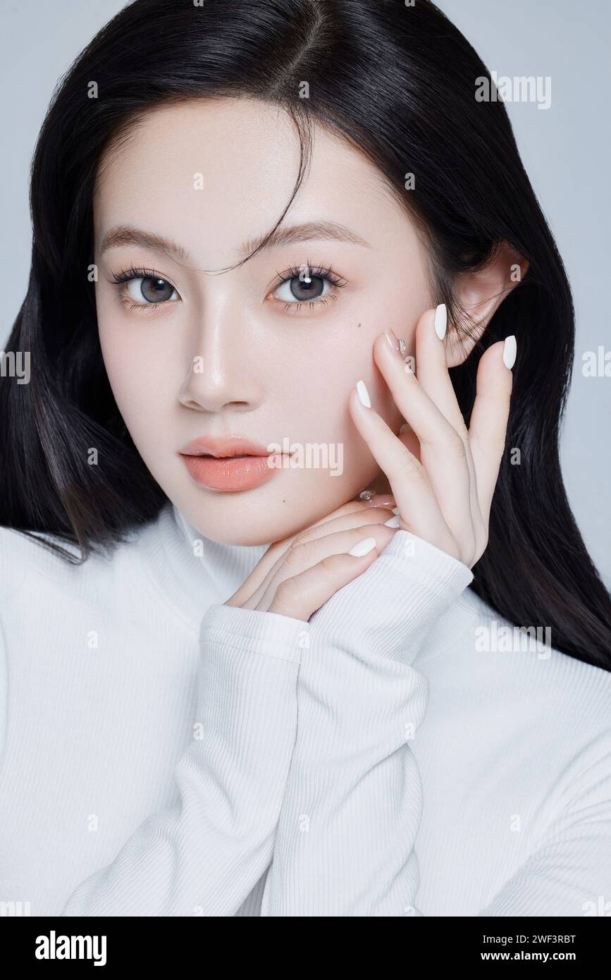 Beautiful Asian women's faces, faces for makeup, face cosmetics advertising, hi res Stock Photo ...