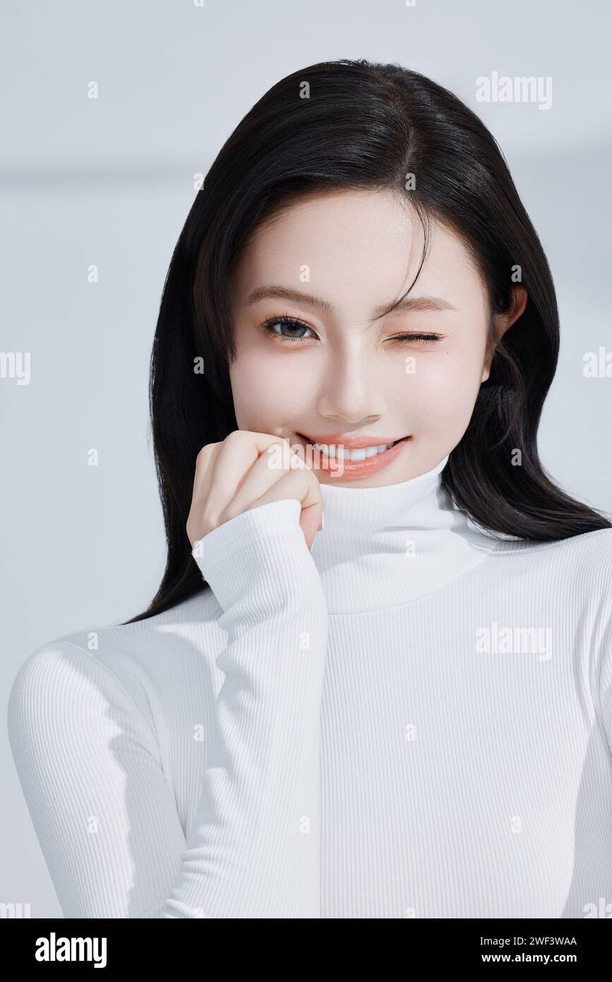 Beautiful Asian women's faces, faces for makeup, face cosmetics advertising, hi res Stock Photo ...