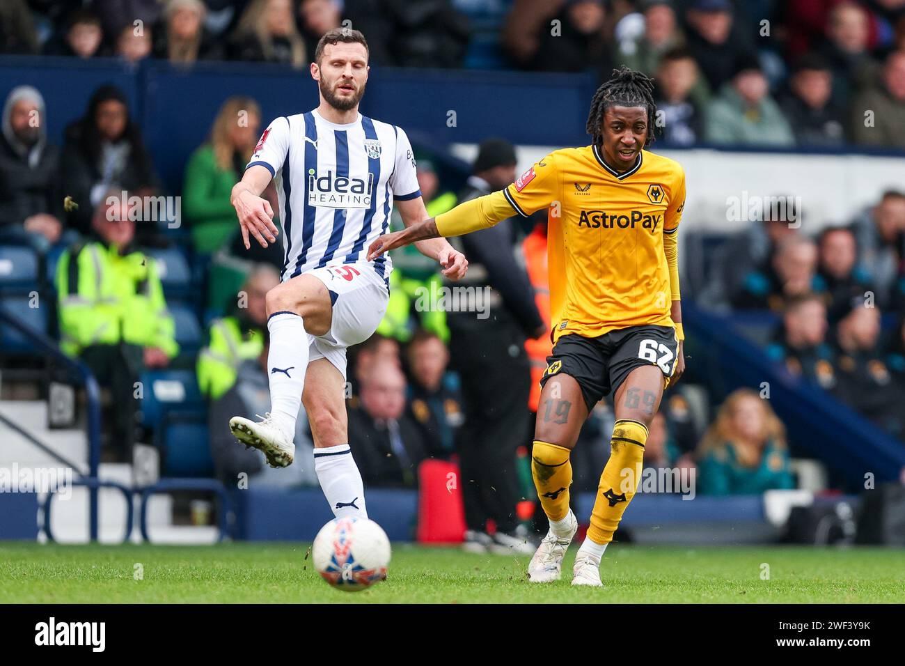 West Bromwich, UK. 28th Jan, 2024. West Bromwich Albion's Erik Pieters ...