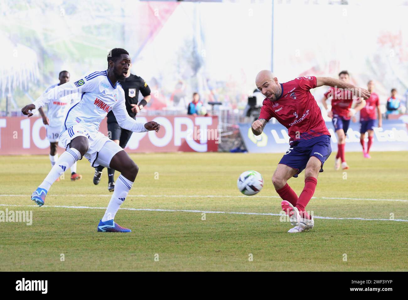 Thierry LARRET/MAXPPP. Football. Ligue 1 Uber Eats. Clermont Foot 63 vs RC Strasbourg. Stade ...
