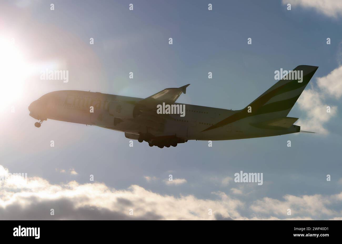 Nach dubai hi-res stock photography and images - Alamy