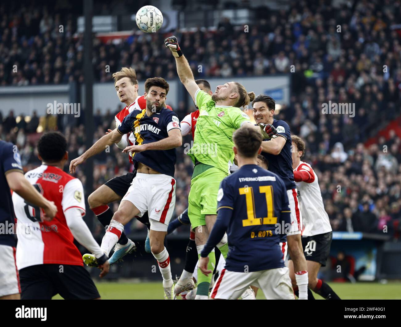 ROTTERDAM - (l-r) Thomas Beelen of Feyenoord, Robin Propper of FC ...