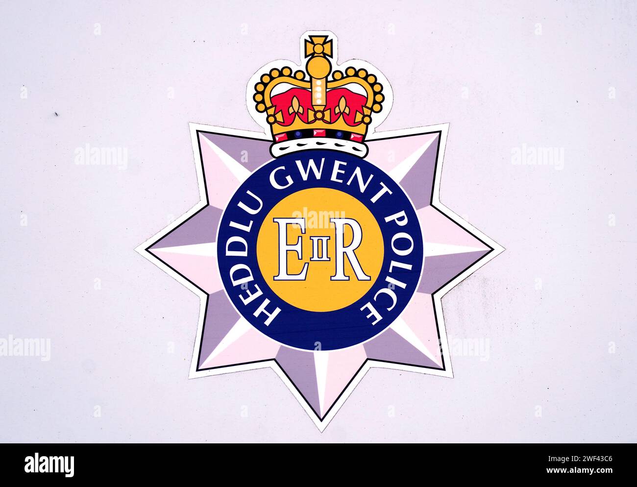English police badge hi-res stock photography and images - Alamy