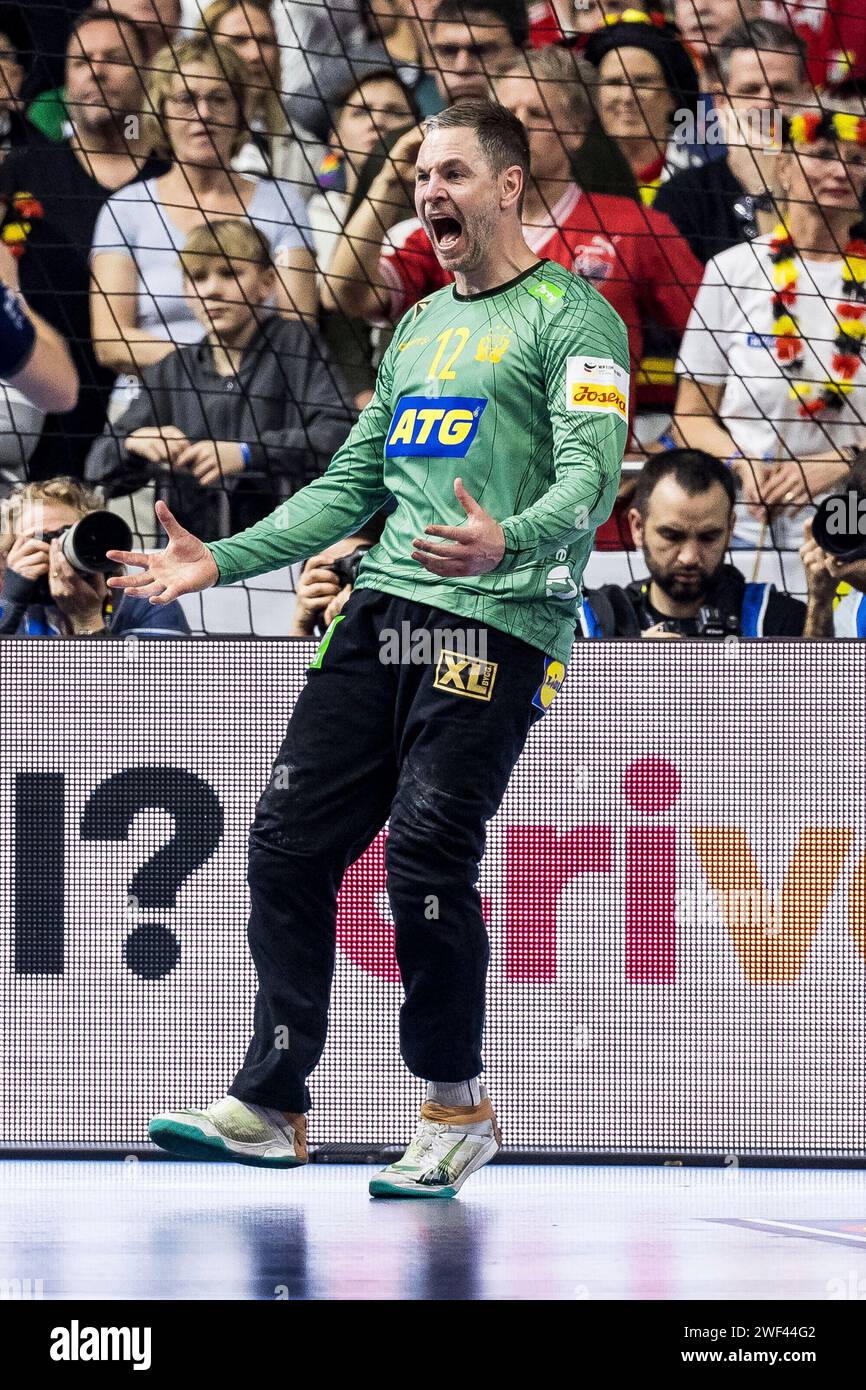Andreas Palicka (Schweden, #12) jubelt MEN?S EHF EURO 2024: Finale Schweden - Deutschland ...