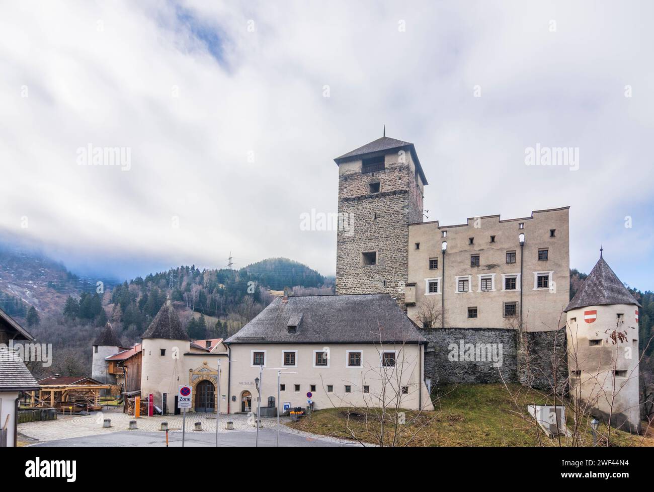 Schloss landeck castle hi-res stock photography and images - Alamy