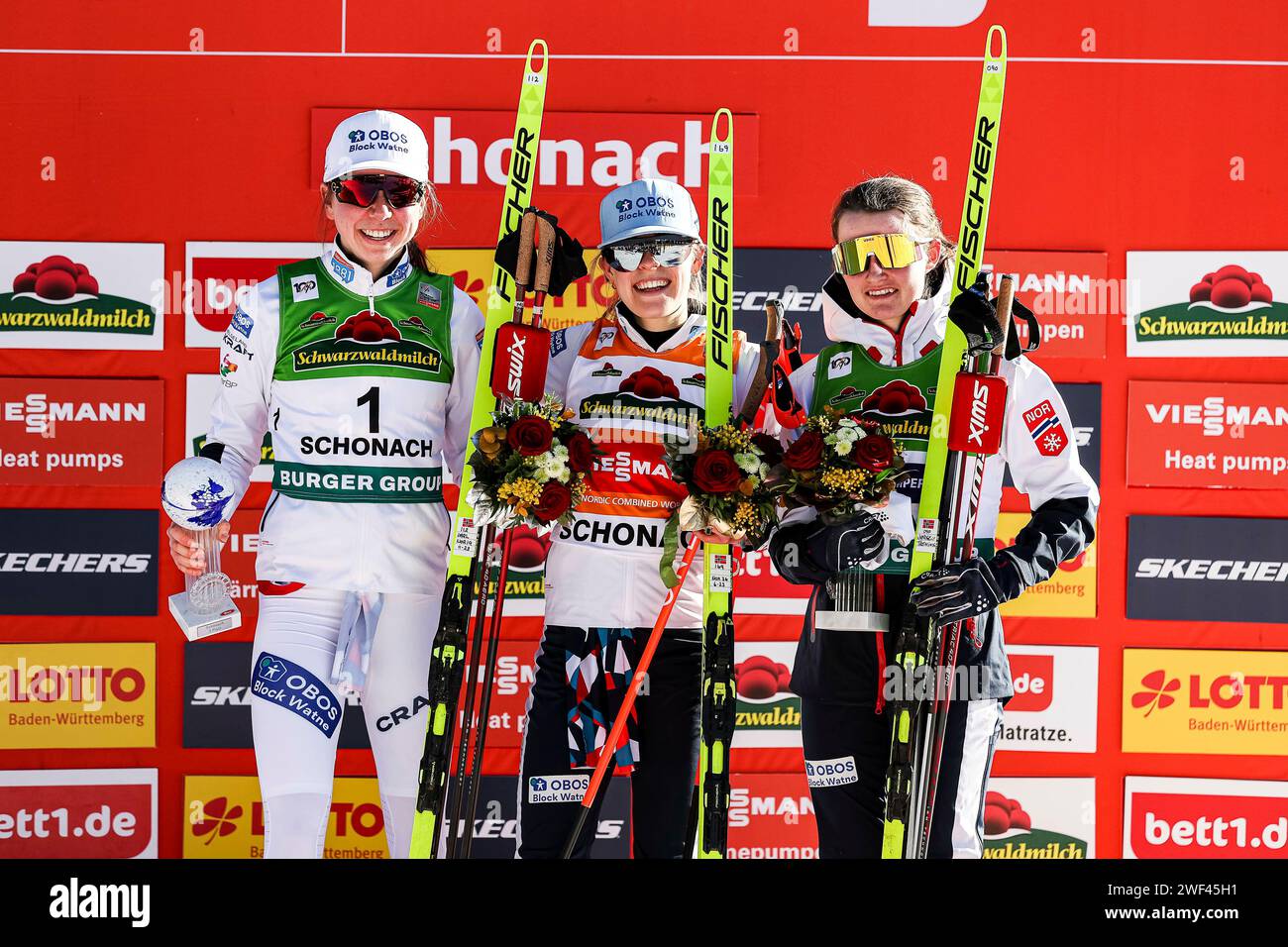 Schonach, Deutschland. 28th Jan, 2024. Siegerehrung der Frauen 1. Platz Hagen Ida Marie (NOR) 2 ...