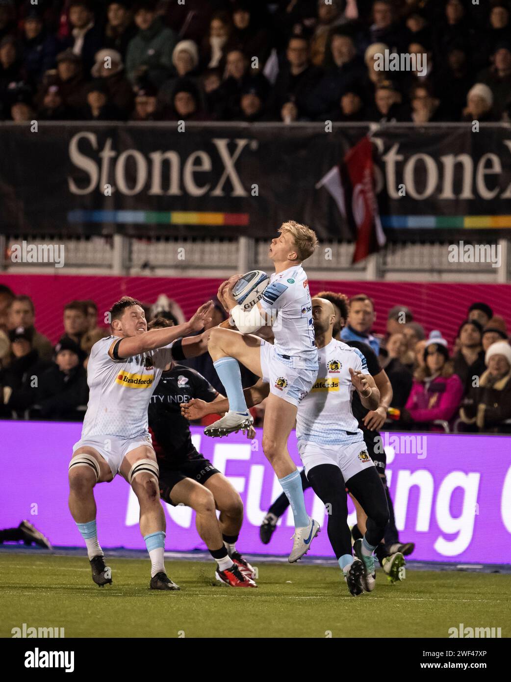 Exeter Chiefs Josh Hodge in action during the Saracens vs Exeter Chiefs ...