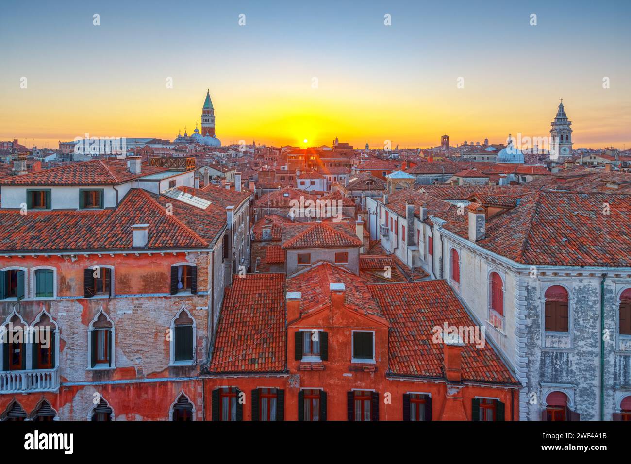 Metropolitan venice view hi-res stock photography and images - Alamy