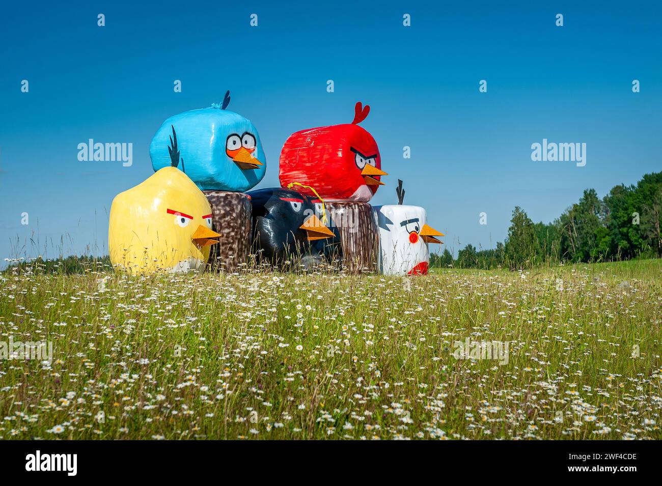 Angry birds characters hi-res stock photography and images - Alamy