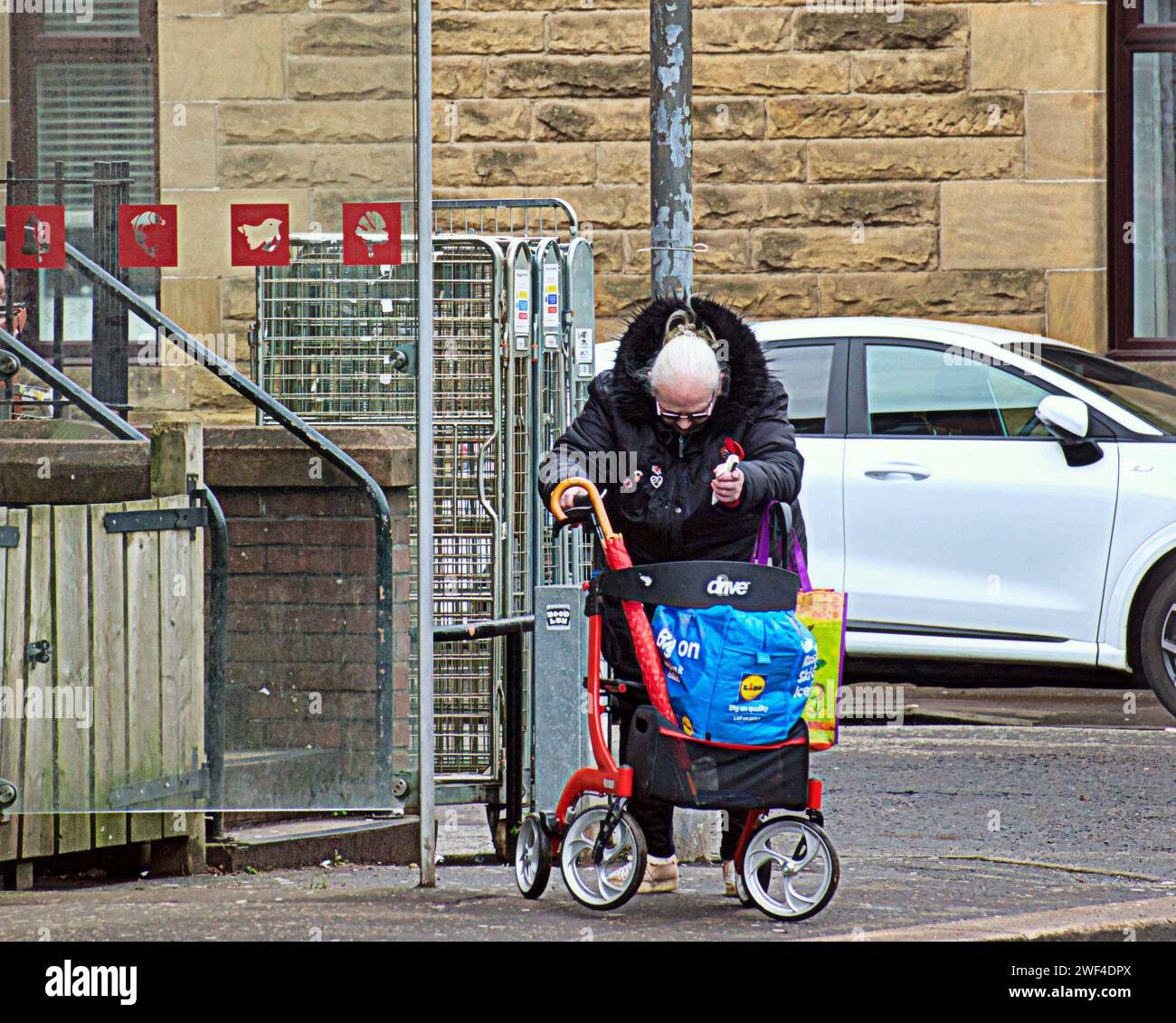 Glasgow, Scotland, UK. 23rd January, 2024. UK Weather: Miserable day ...
