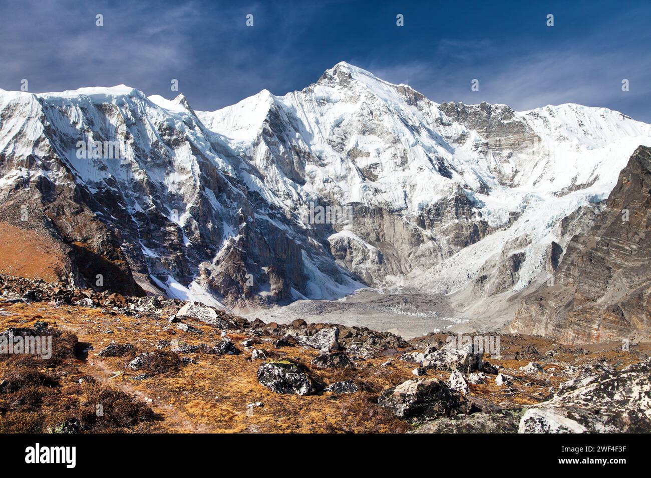 Mount Cho Oyu, way to Mt Cho Oyu base camp, Everest area, Sagarmatha ...
