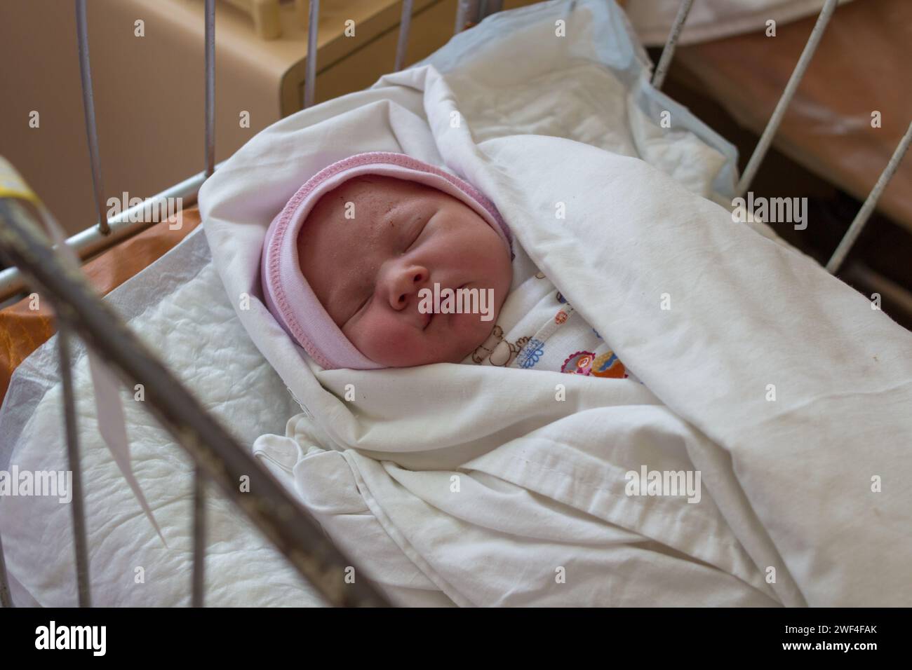 Hospital room birth delivery hi-res stock photography and images - Alamy