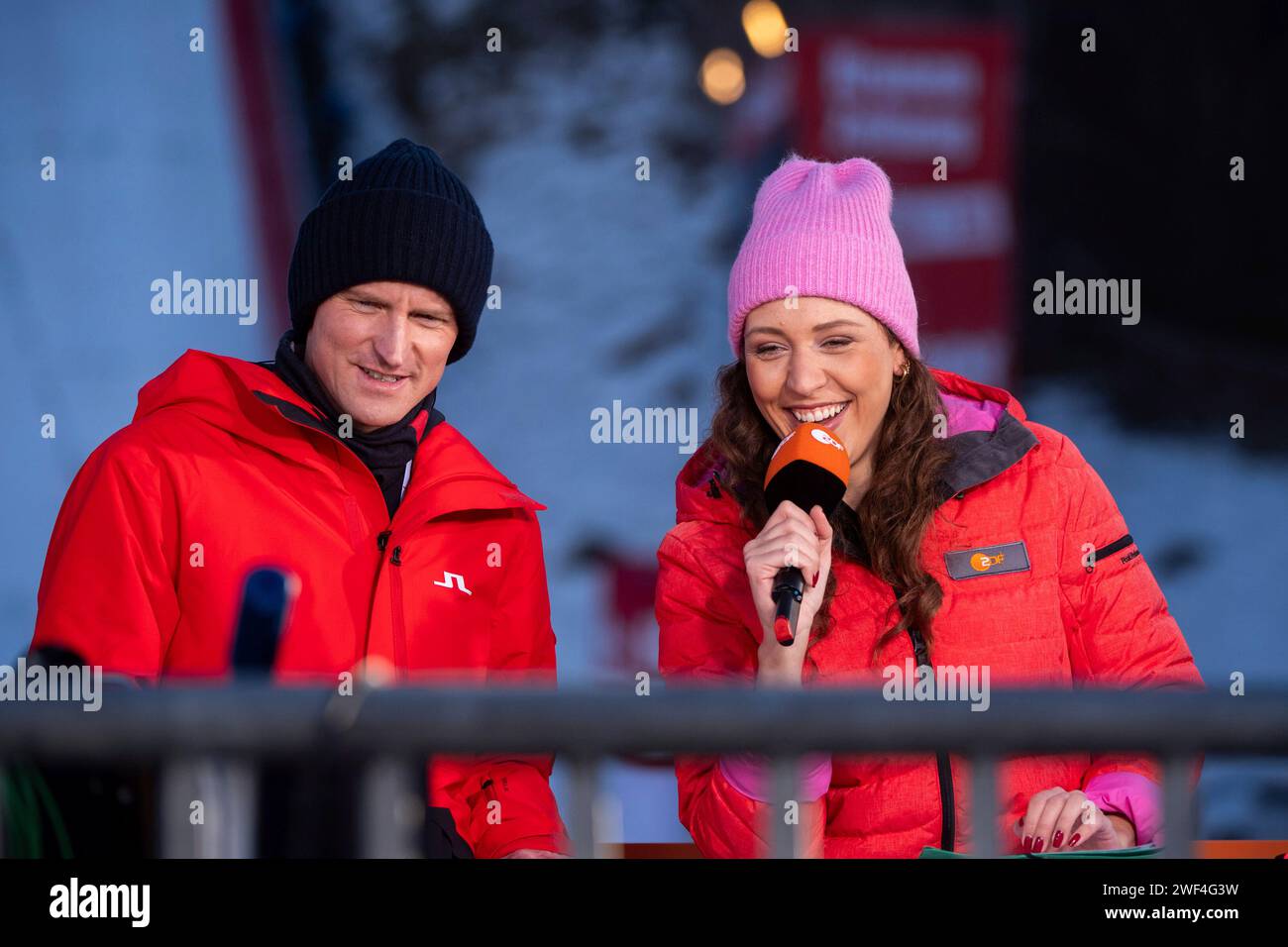 Severin Freund (Deutschland, Ex Skispringer, ZDF TV Experte) lacht mit ...