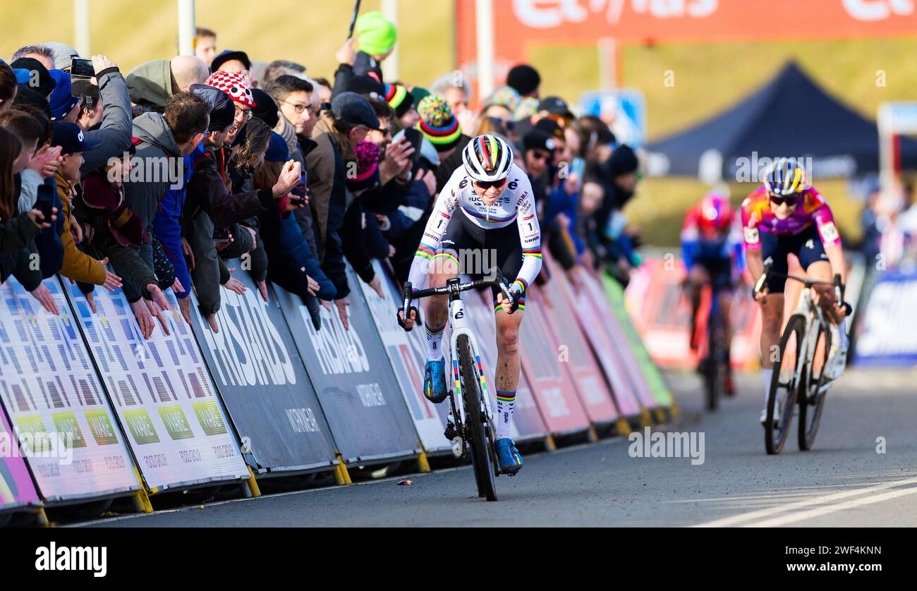 HOOGERHEIDE - Fem van Empel and Kata blanka Vas (HUN) during the Women ...