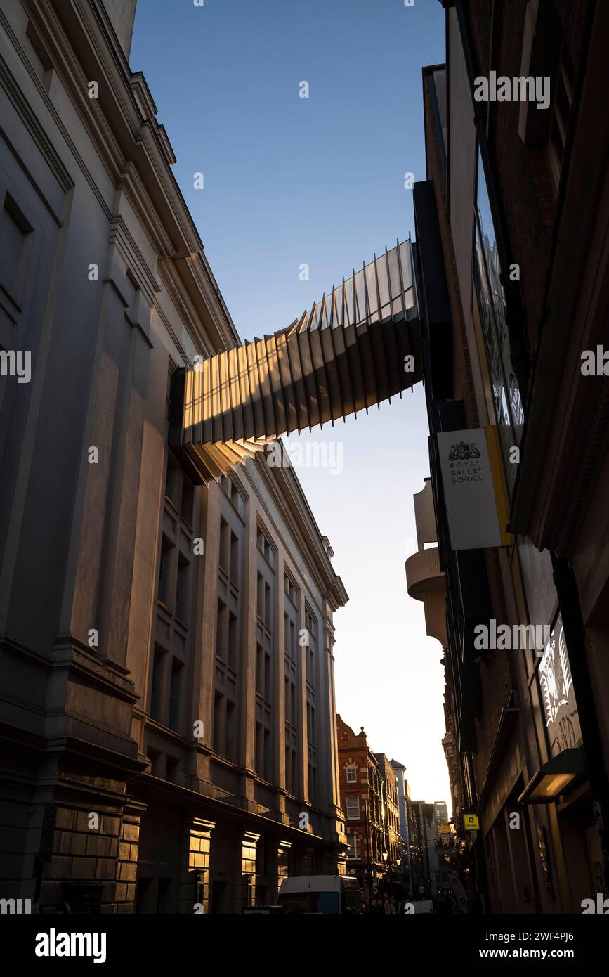 The Bridge of Aspiration above Floral Street connects the Royal Ballet ...