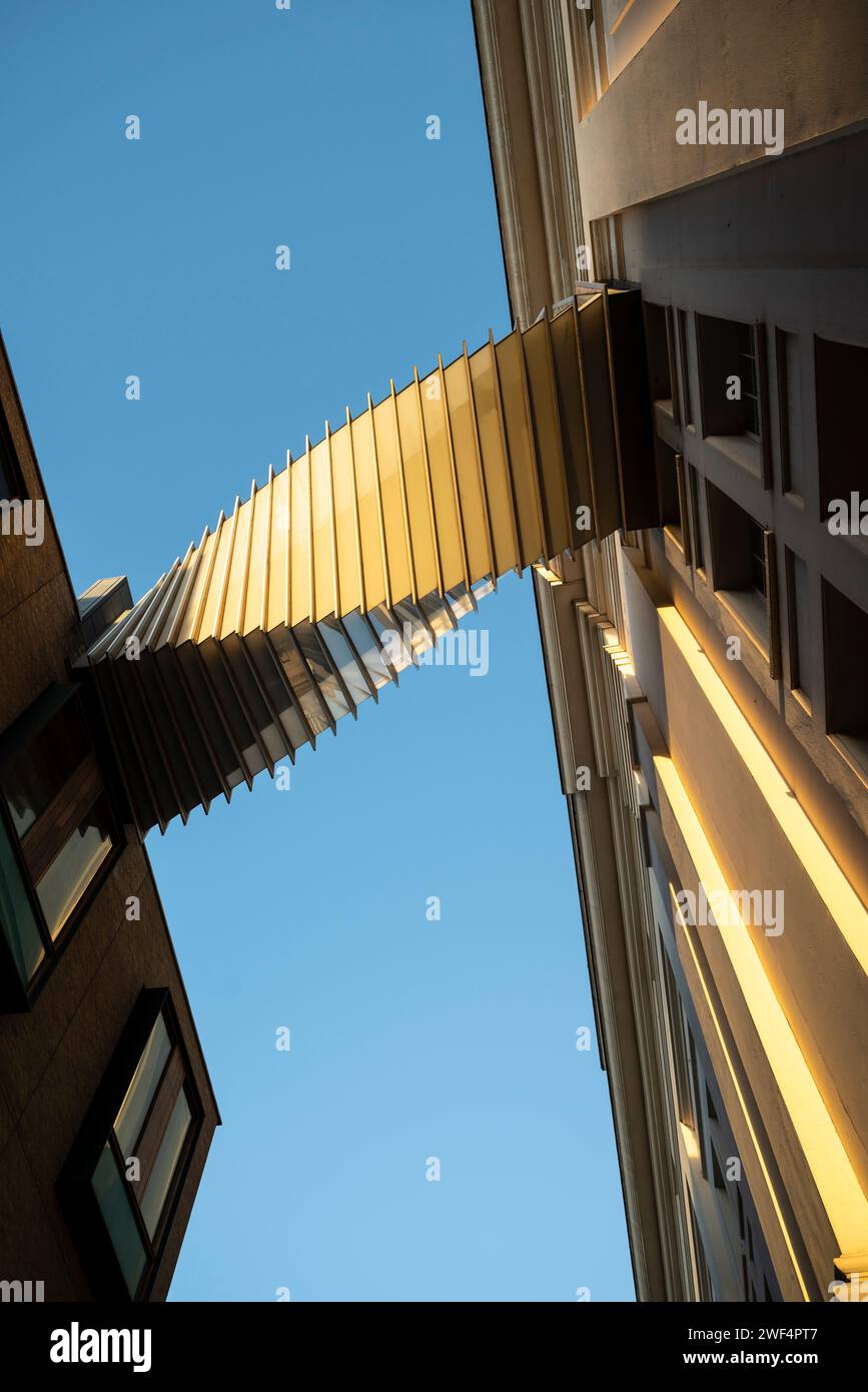 The Bridge of Aspiration above Floral Street connects the Royal Ballet ...