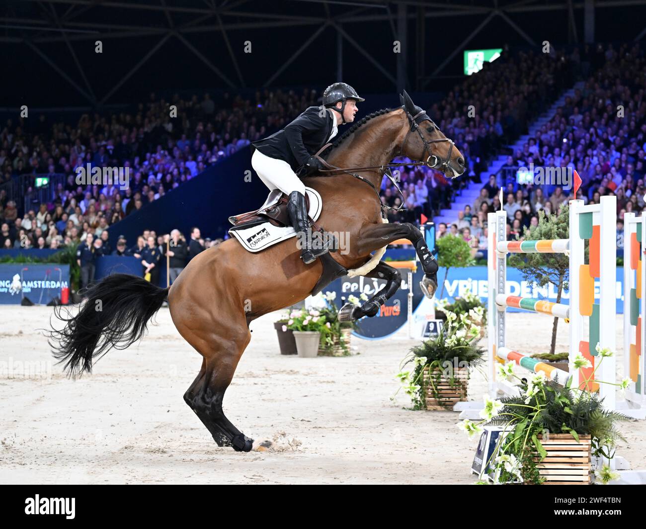 AMSTERDAM - Willem Greve with Highway TN during the Longines FEI ...