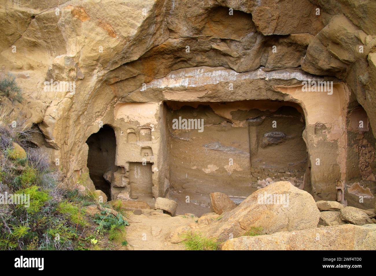 Dawit Garedja Caves of the Udabno Monastery, Georgia Stock Photo - Alamy