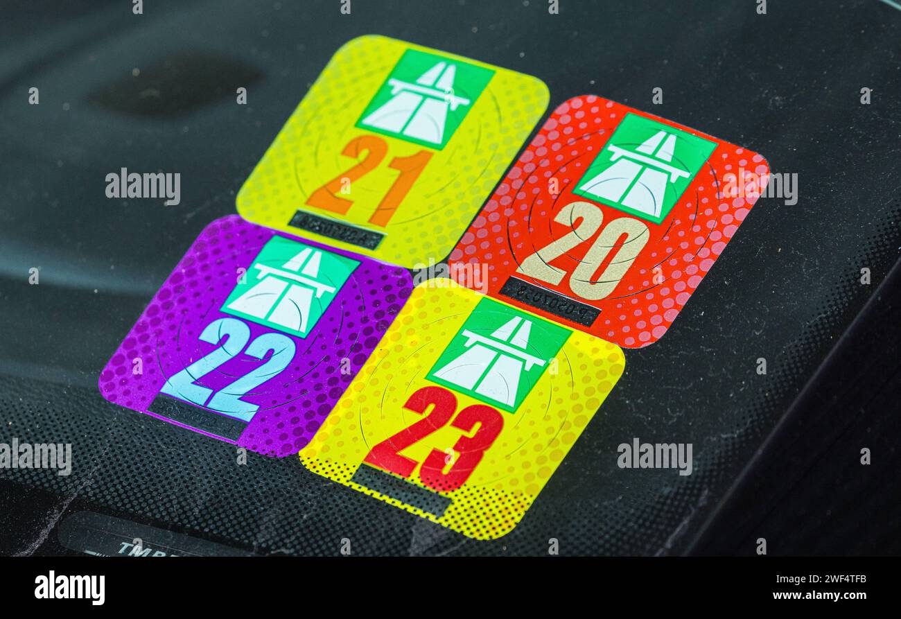 2021 2022 2023 road hi-res stock photography and images - Alamy