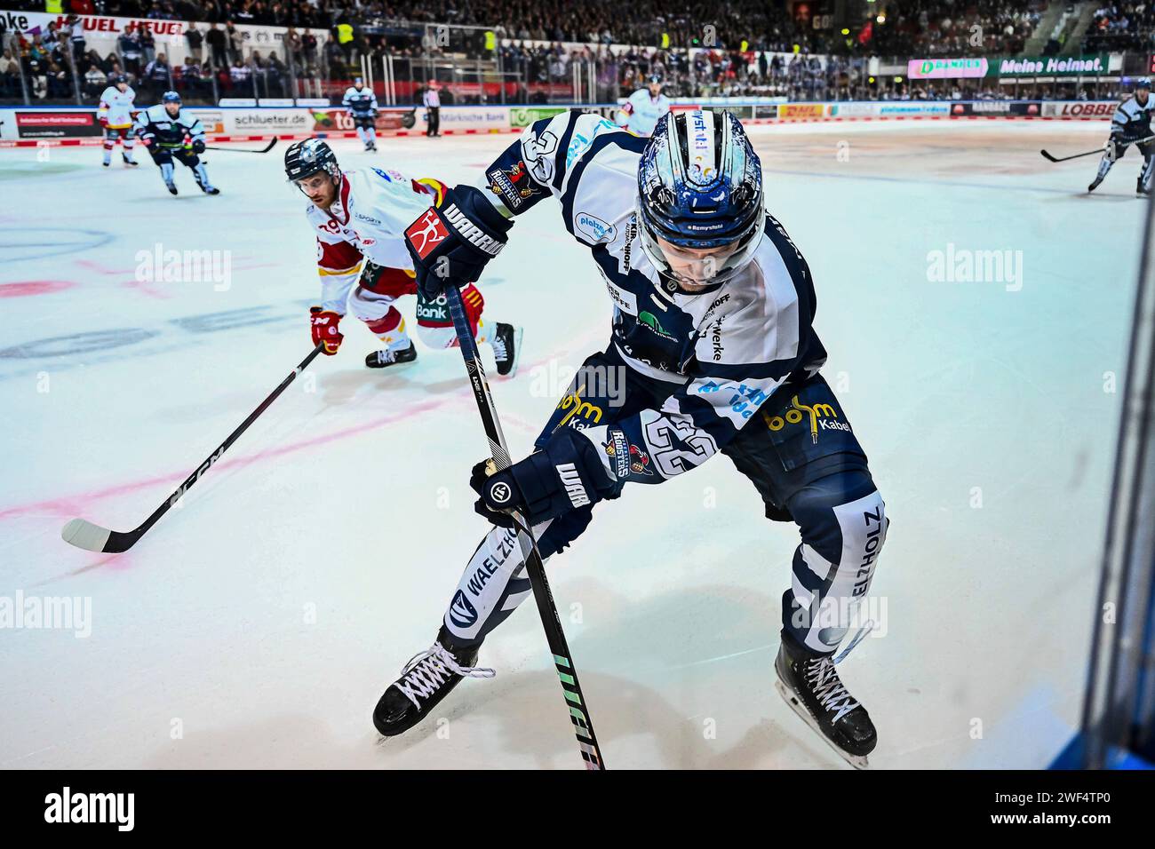 Iserlohn, Deutschland. 28th Jan, 2024. John Broda (Iserlohn Roosters ...