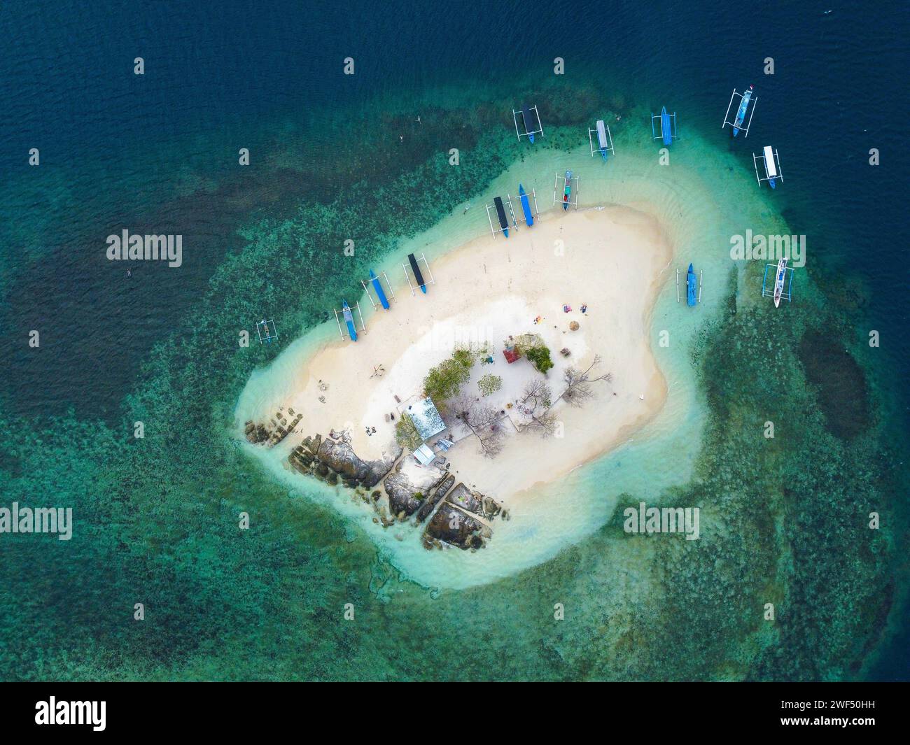 Aerial view of a small tropical Island Stock Photo - Alamy