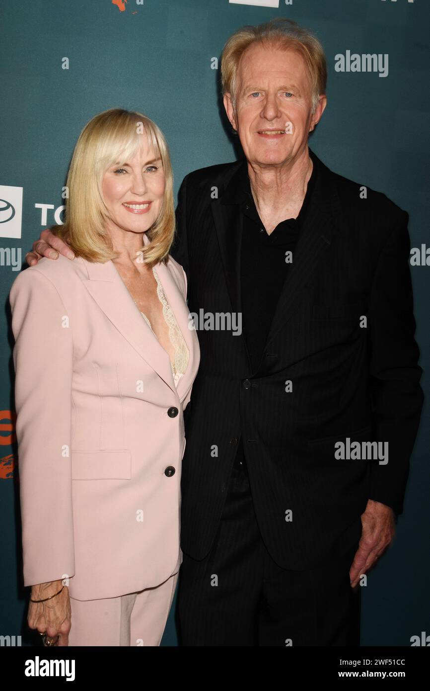 LOS ANGELES, CALIFORNIA - JANUARY 27: (L-R) Rachelle Carson Begley and ...