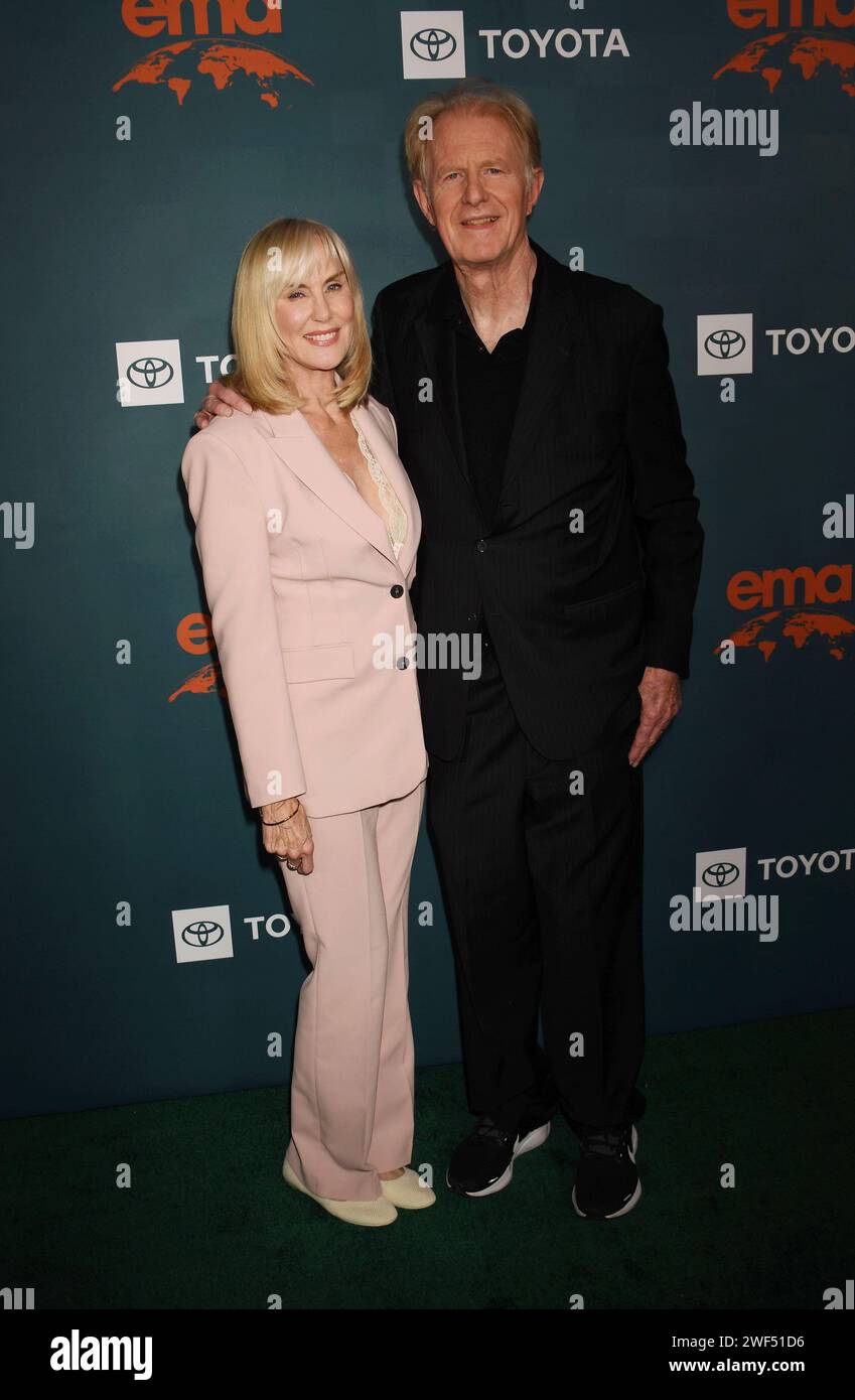 LOS ANGELES, CALIFORNIA - JANUARY 27: (L-R) Rachelle Carson Begley and ...
