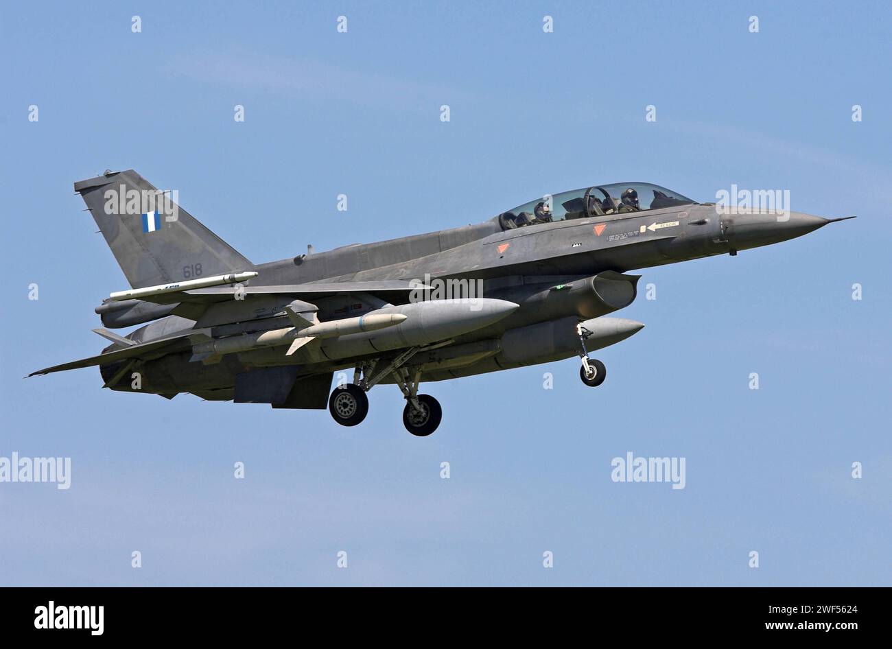 Ein doppelsitziges Kampfflugzeug der griechischen Luftwaffe vom Typ ...