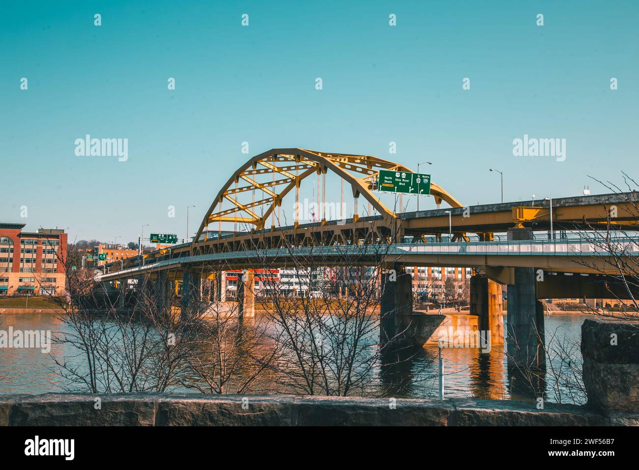 Cityscape modern pittsburgh in hi-res stock photography and images - Alamy