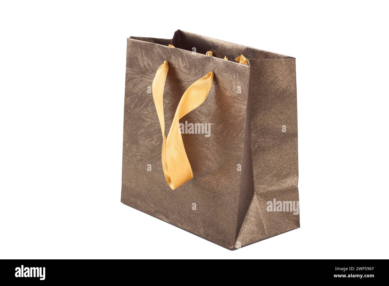 Blank paper gift bag isolated on white background Stock Photo - Alamy