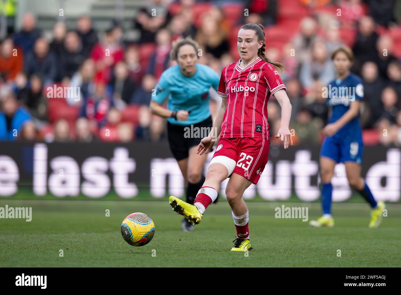 Bristol, UK. 28th January 2024. Carrie Jones of Bristol City Women ...
