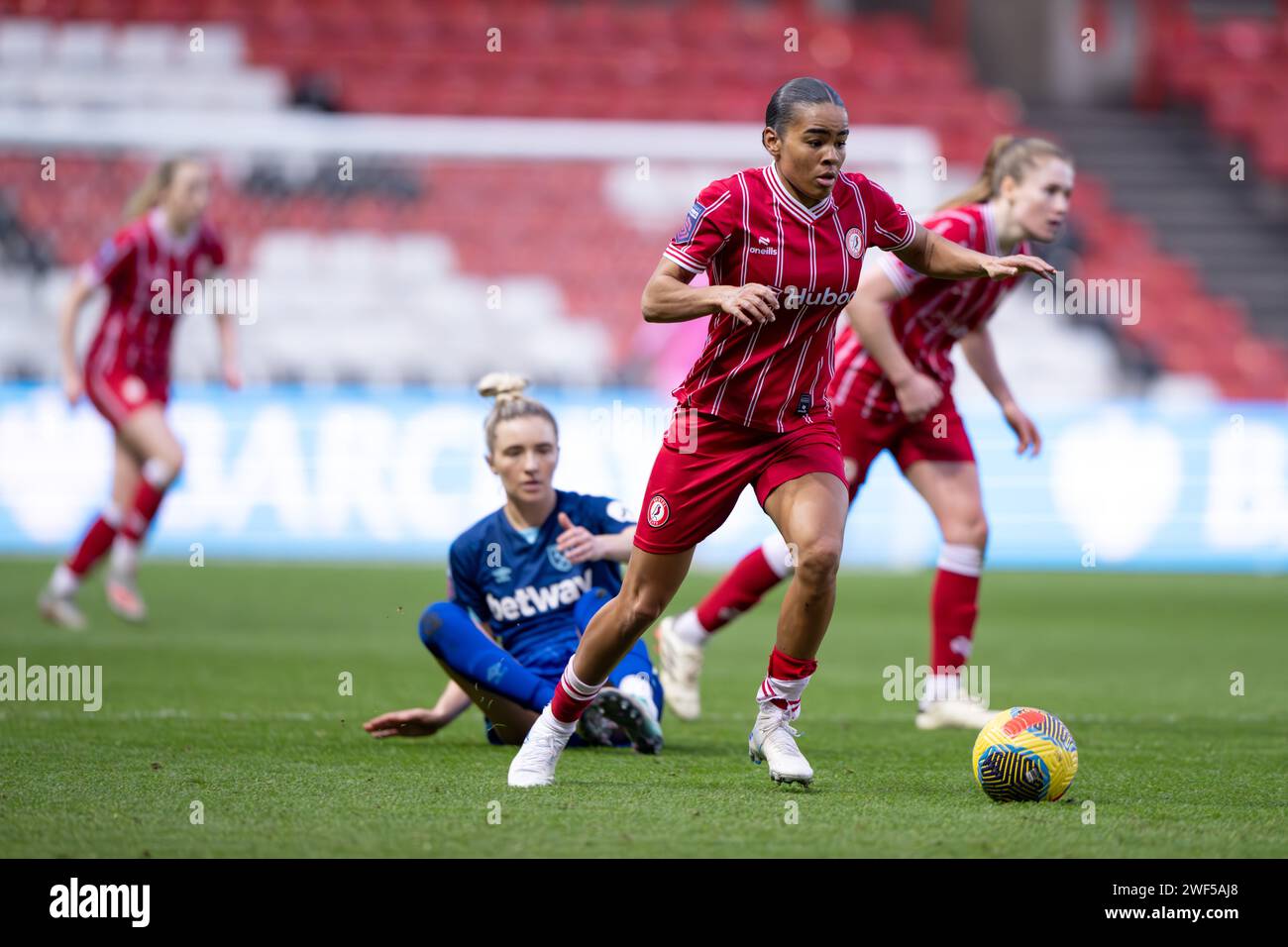 Bristol, UK. 28th January 2024. Shania Hayles of Bristol City Women ...