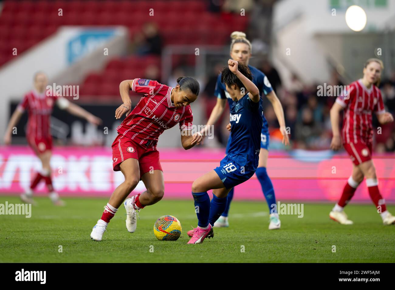 Shania west hi-res stock photography and images - Alamy