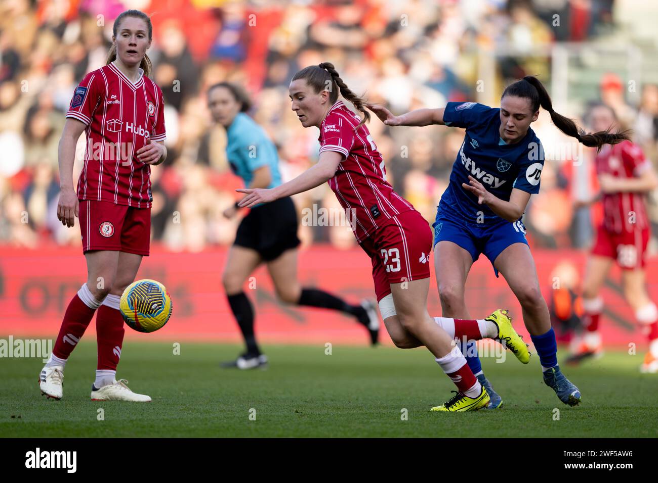 Bristol, UK. 28th January 2024. Carrie Jones of Bristol City Women is ...