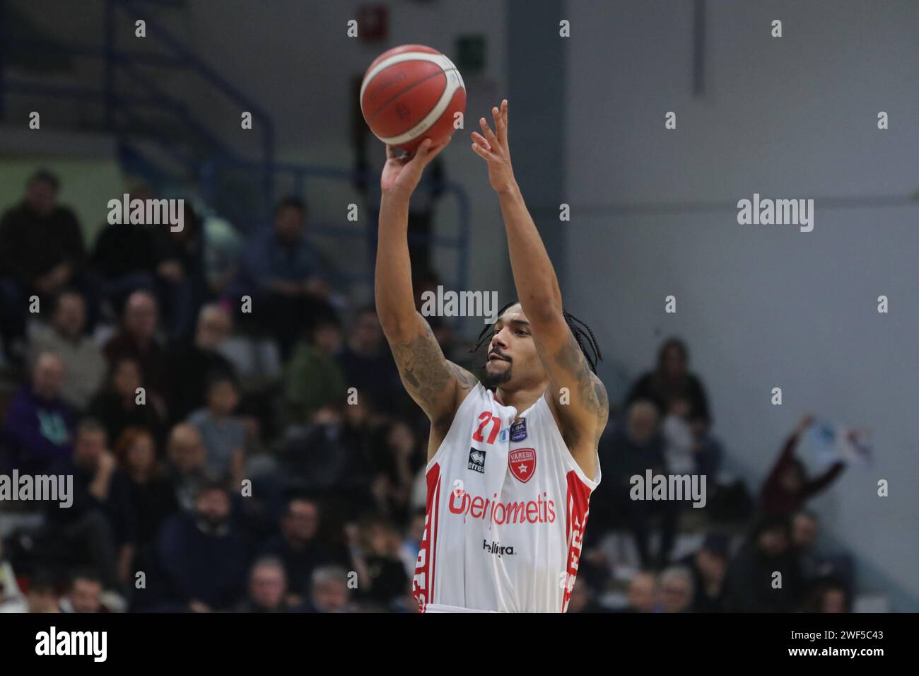 Cremona, Italy. 28th Jan, 2024. Oliver Hanlan (Openjobmetis Varese ...