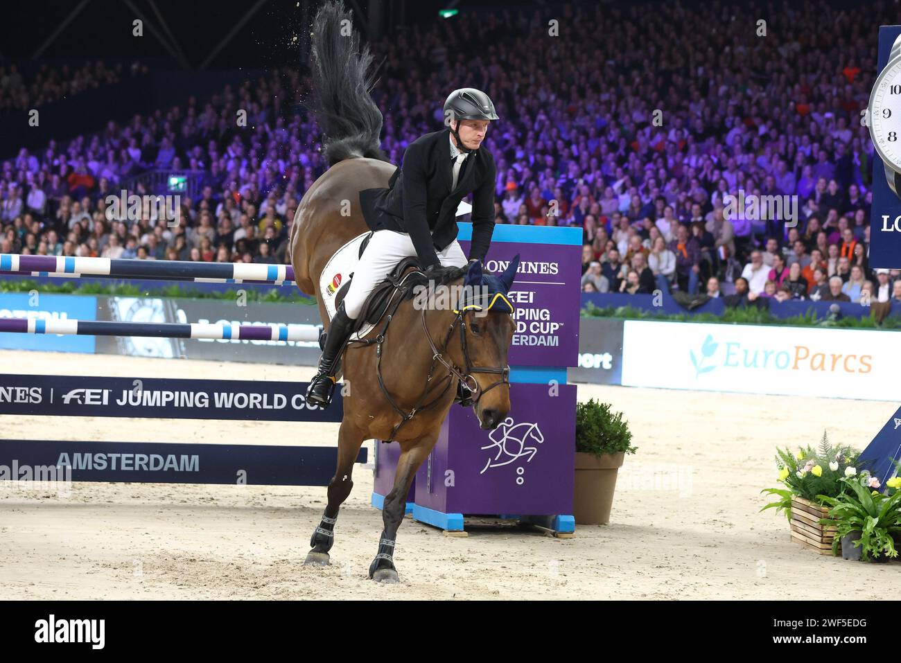 AMSTERDAM, NETHERLANDS - JANUARY 28 : Daniel Coyle (IRL) Legacy winner ...
