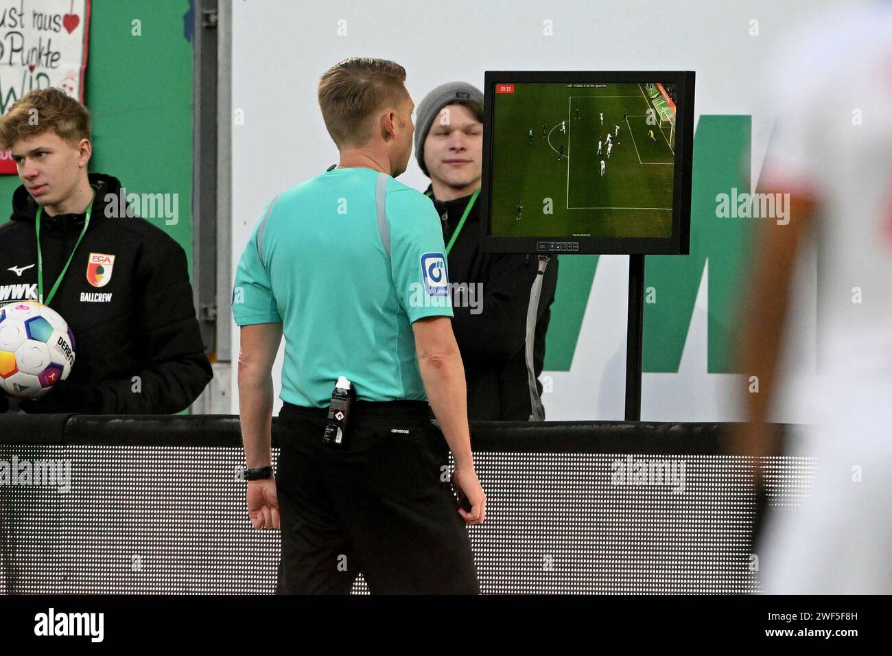 Fussball; Spieltag 19; 1. Bundesliga; Saison 2023/2024; FC Augsburg ...