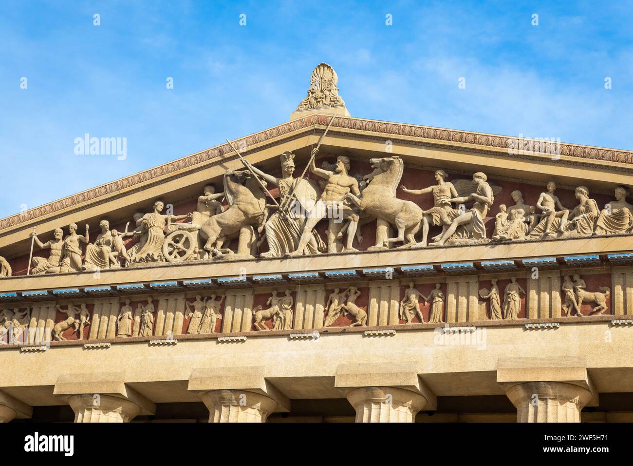 Parthenon Replica roof decorations at Centennial Park in Nashville, Tennessee nobody Stock Photo ...