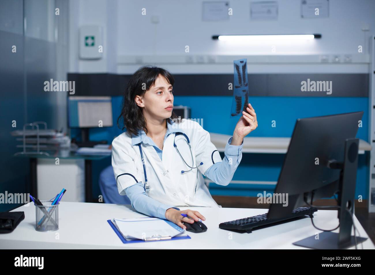 Taking a chest x ray hi-res stock photography and images - Alamy