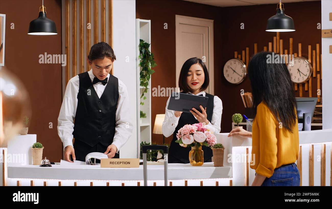 Hotel customer reports hi-res stock photography and images - Alamy