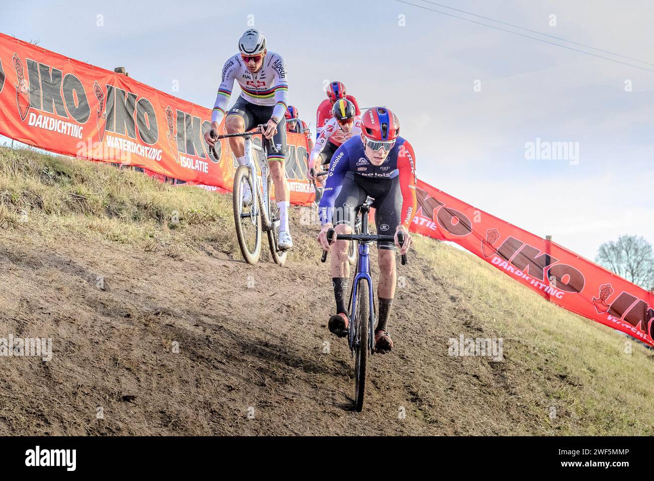 HOOGERHEIDE (NED), CYCLOCROSS, JANUARI 28 Pim Ronhaar, Mathieu van der ...