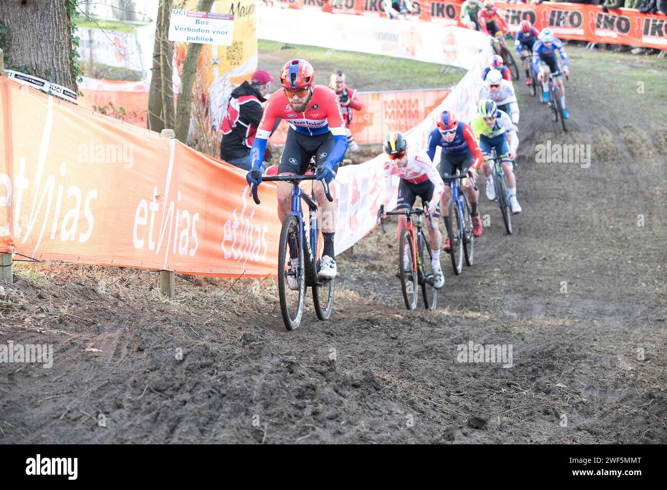 HOOGERHEIDE (NED), CYCLOCROSS, JANUARI 28 Joris Nieuwenhuis (NED/Team ...