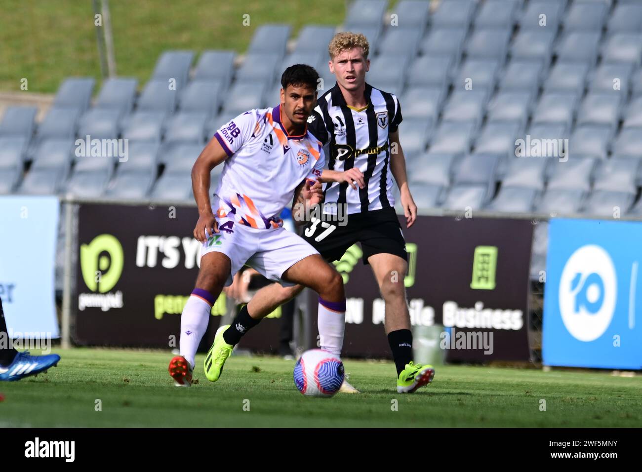 Leumeah, Australia. 28th Jan, 2024. Riley Charles Warland (L) of Perth ...