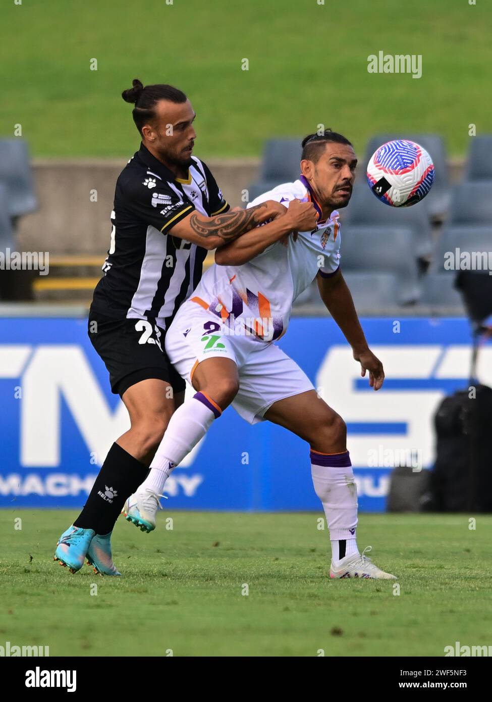 Leumeah, Australia. 28th Jan, 2024. Clayton Rhys Lewis (L) of Macarthur ...