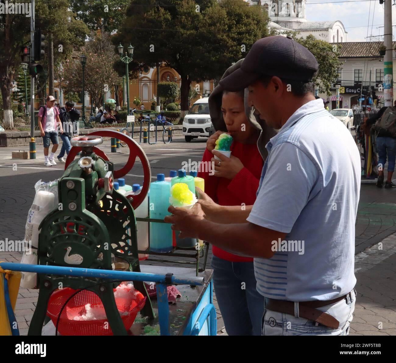 Clima en ecuador hi-res stock photography and images - Alamy