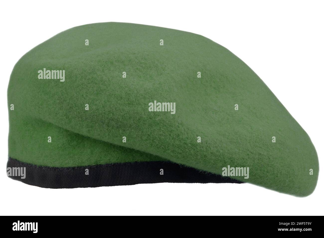 military troops green beret isolated Stock Photo - Alamy