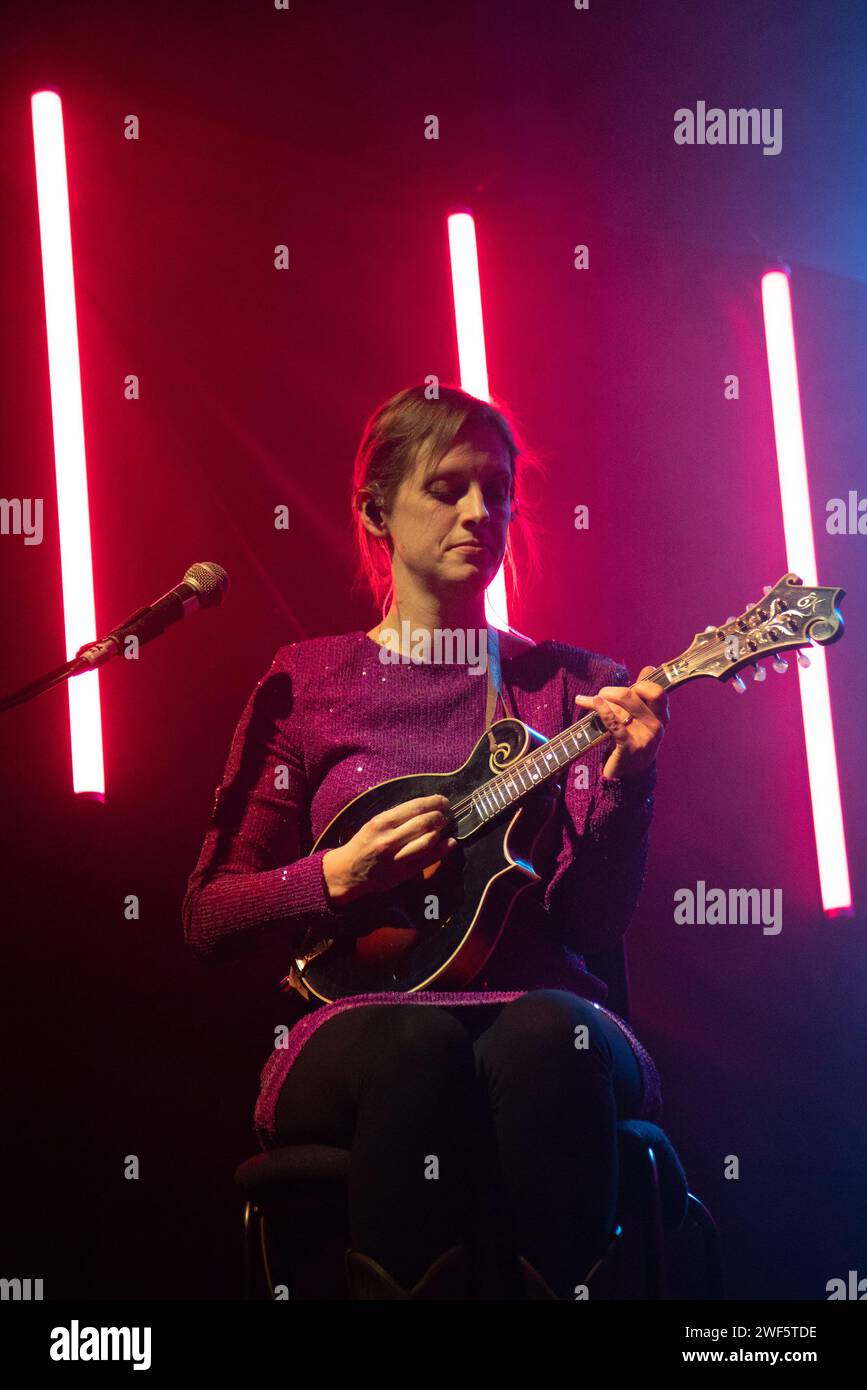 Laura beth salter hi-res stock photography and images - Alamy