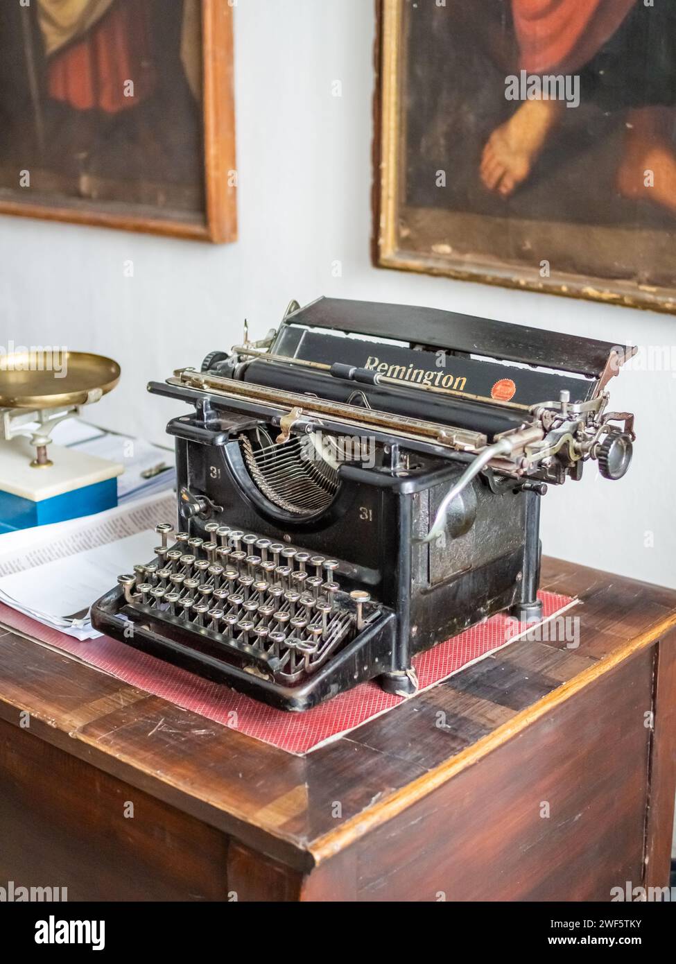 Vintage old medical device in an exhibition of old medical devices ...