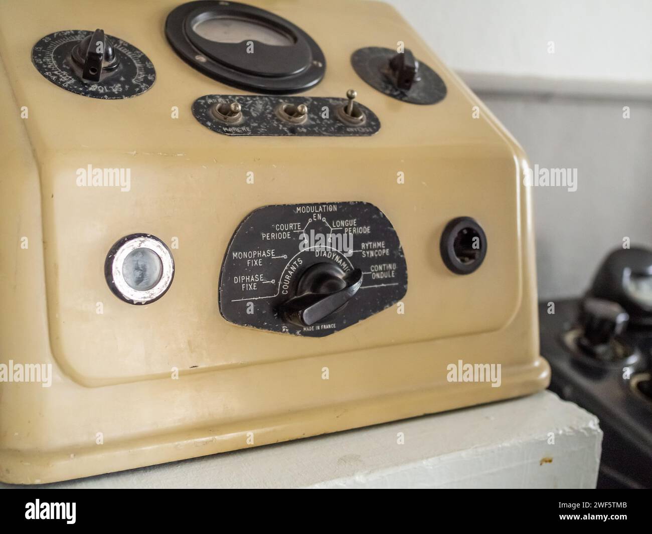 Vintage old medical device in an exhibition of old medical devices ...