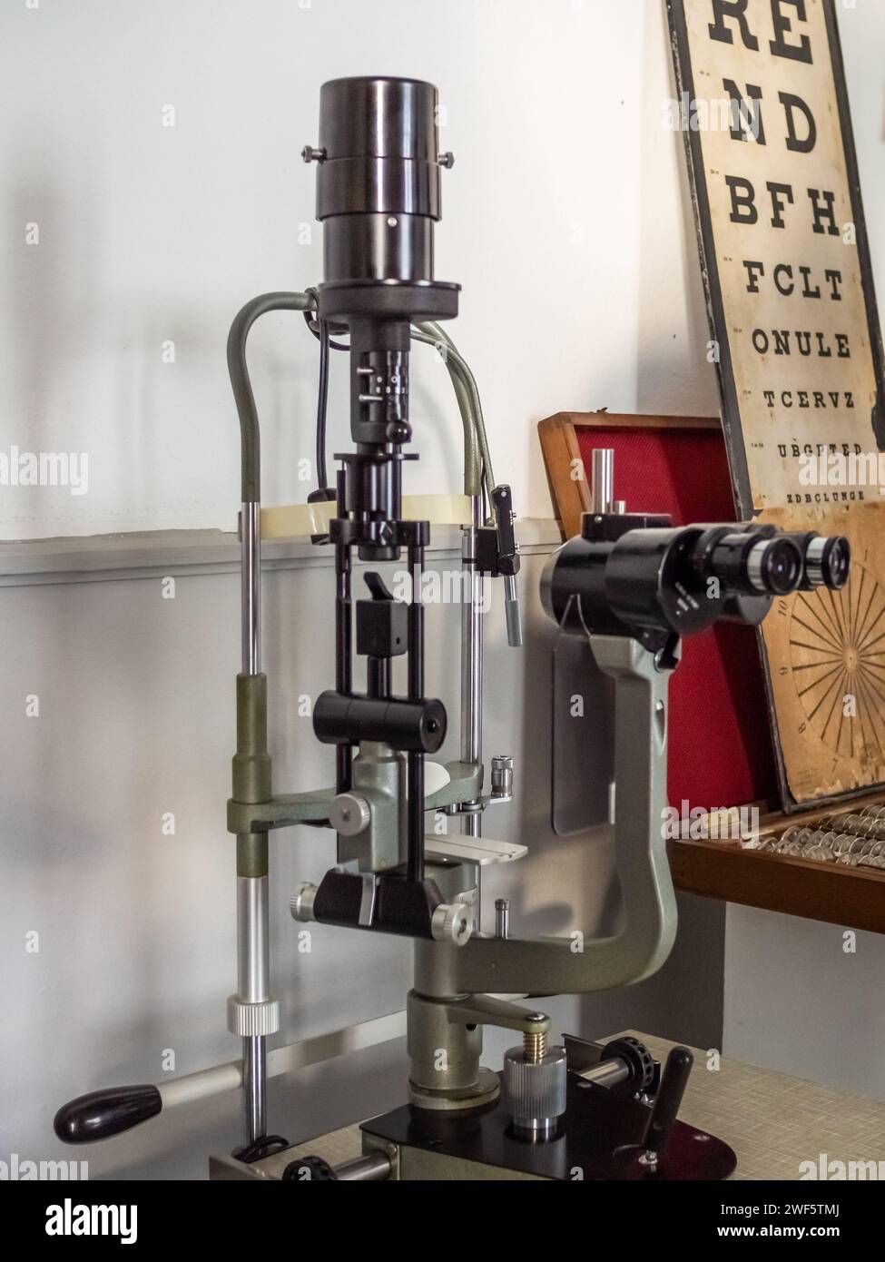 Vintage old medical device in an exhibition of old medical devices ...